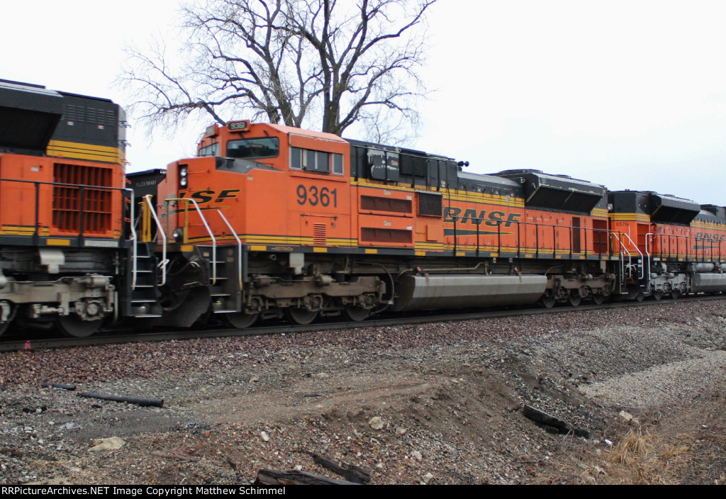 BNSF 9361